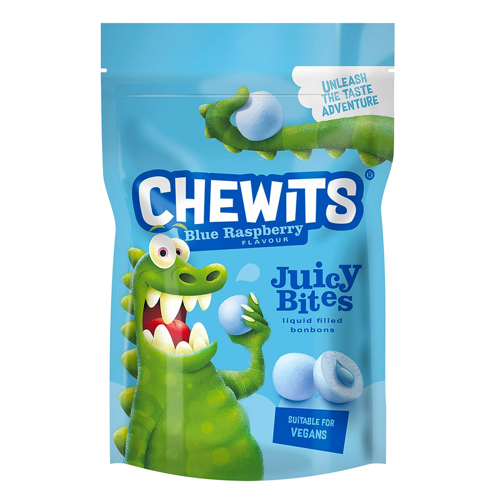 Chewits Juicy Bites Blue Raspberry Pouch 115g | Confectionery